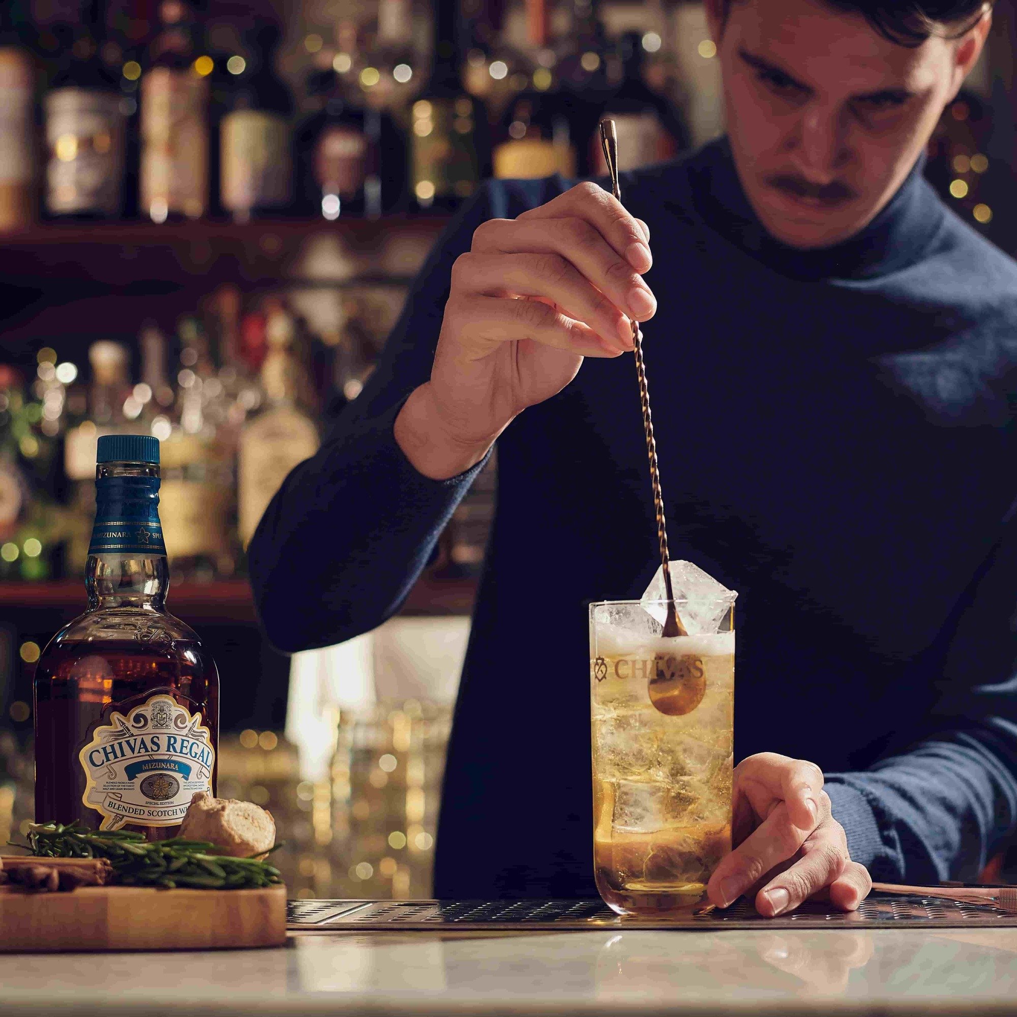 Classic Whisky Highball Chivas Cocktail Recipe - Chivas Regal